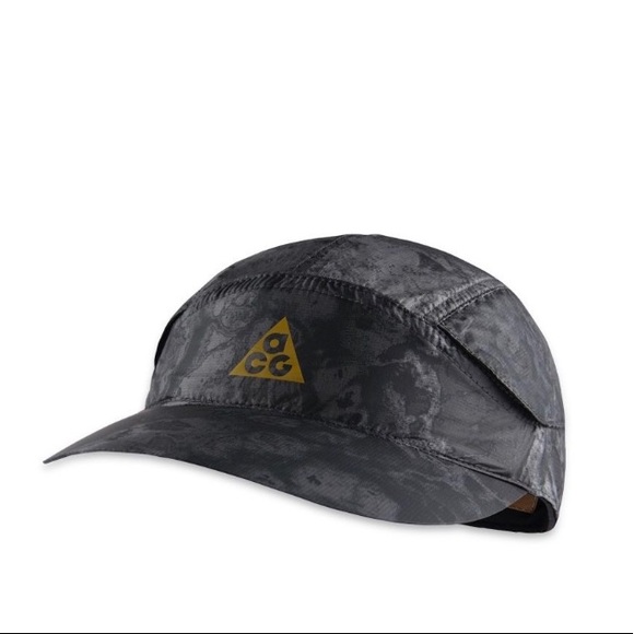 Nike ACG | Accessories | Nike Sportswear Acg Tailwind Strapback Hatcap ...